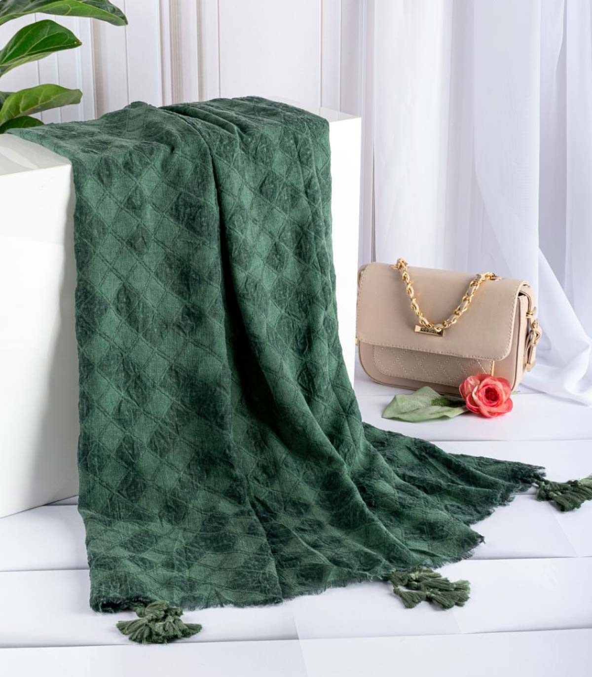 شال سبز ساده نخی بهاره تابستانی شیک جدید دخترانه با قیمت مناسب