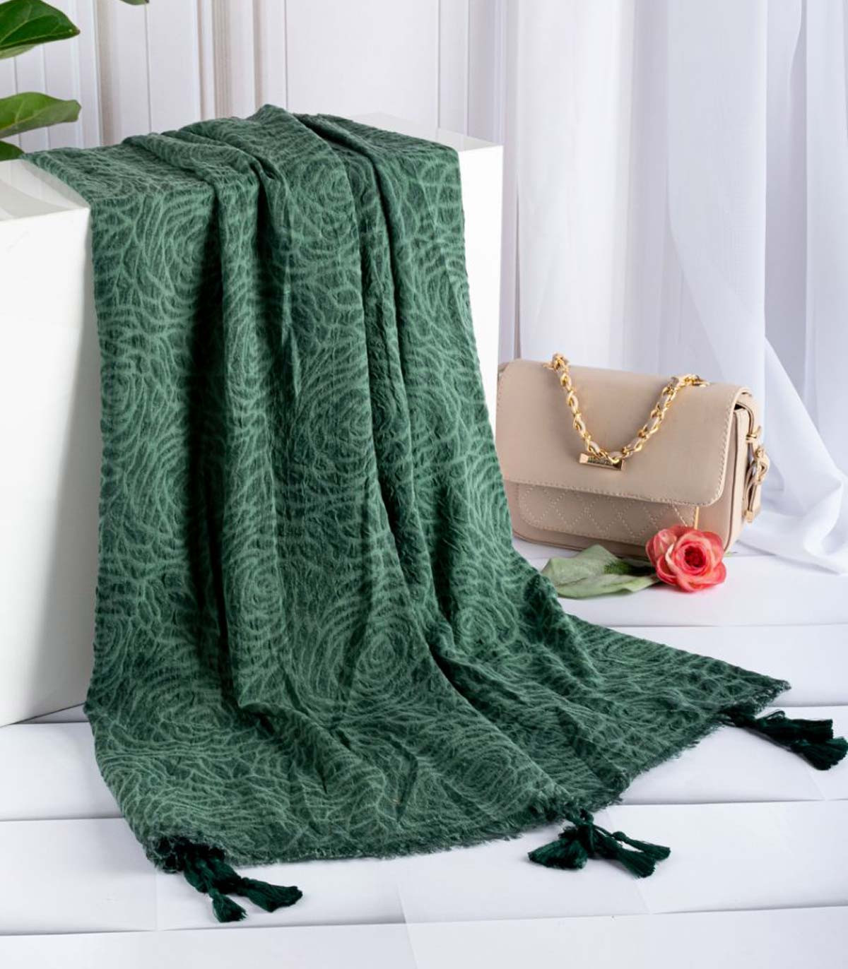 شال سبز ساده نخی بهاره تابستانی شیک جدید دخترانه با قیمت مناسب