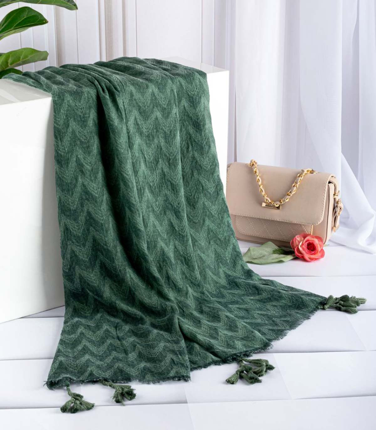 شال سبز ساده نخی بهاره تابستانی شیک جدید دخترانه با قیمت مناسب